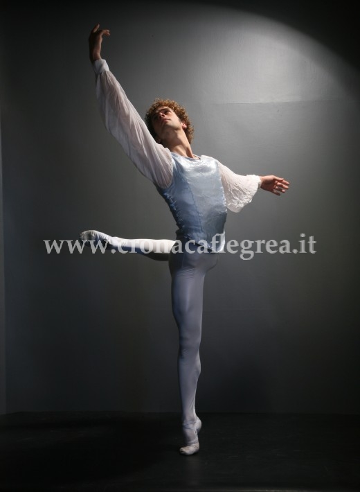 Luca Giaccio, giovane ballerino e talento puteolano nel mondo – Cronaca ...