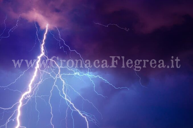 CAMPI FLEGREI/ Temporali, fulmini e grandine: nuova allerta meteo – Cronaca Flegrea